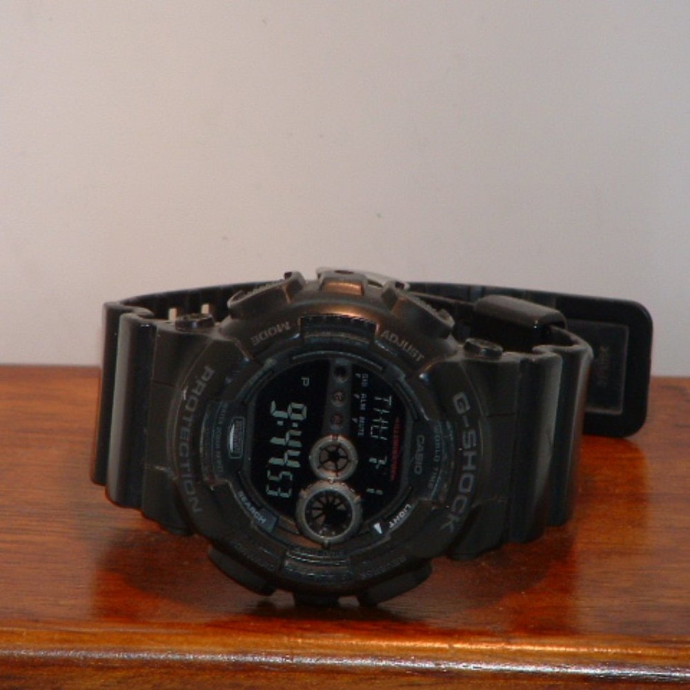 Casio G-Shock Gd-100 Digital Watch - Gem